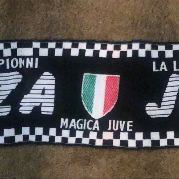 Wall Decor | Soccer Scarf Magica Juve Gracie Ragazzi 5 Foot X 8 Inches ...